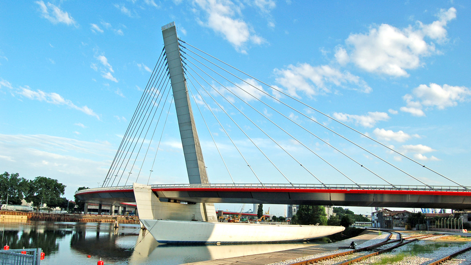 The Cable-Stayed Bridge of Porto Marghera - Venezia Heritage Tower